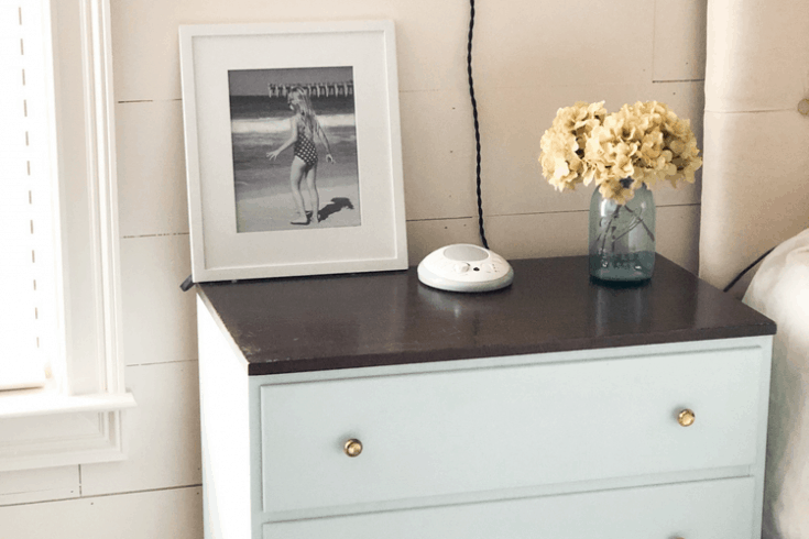 Nightstand Makeover - From Ugly to Functional with Paint